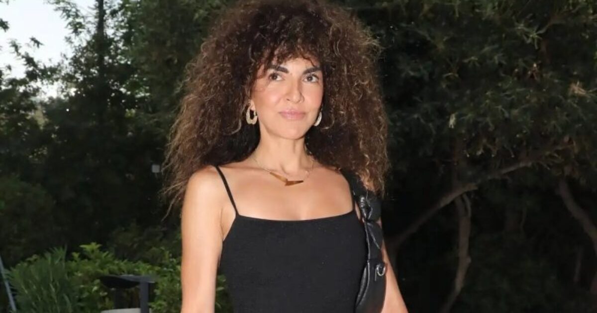 Η Μαρία Σολωμού μας δείχνει για πρώτη φορά τη φουσκωμένη της κοιλίτσα ...